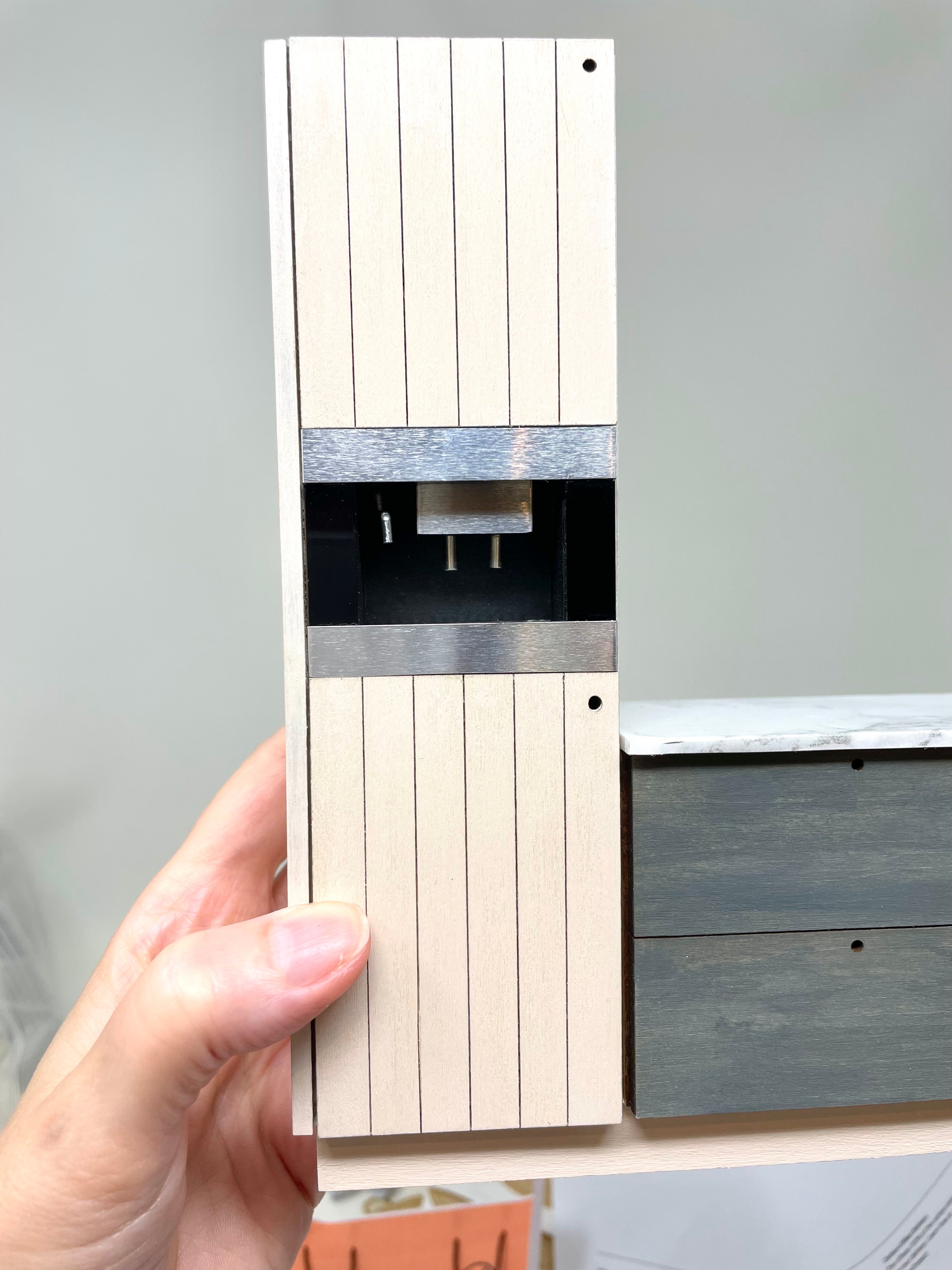 Dollshouse Miniature Kitchen Column Unit with Built-in Espresso Maker ...