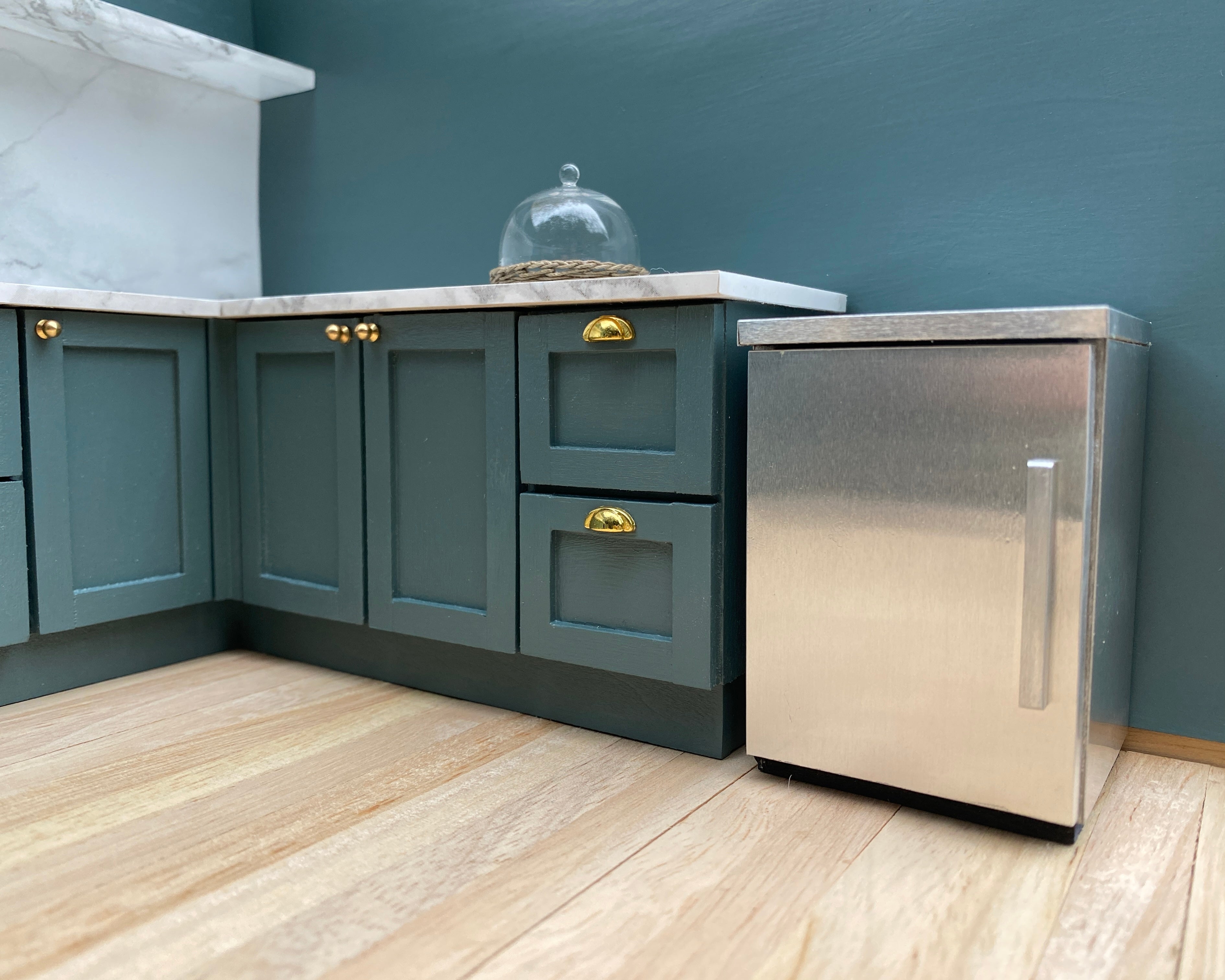 ELF Under-Counter Steel Fridge/Freezer - Kit – ELF Miniatures