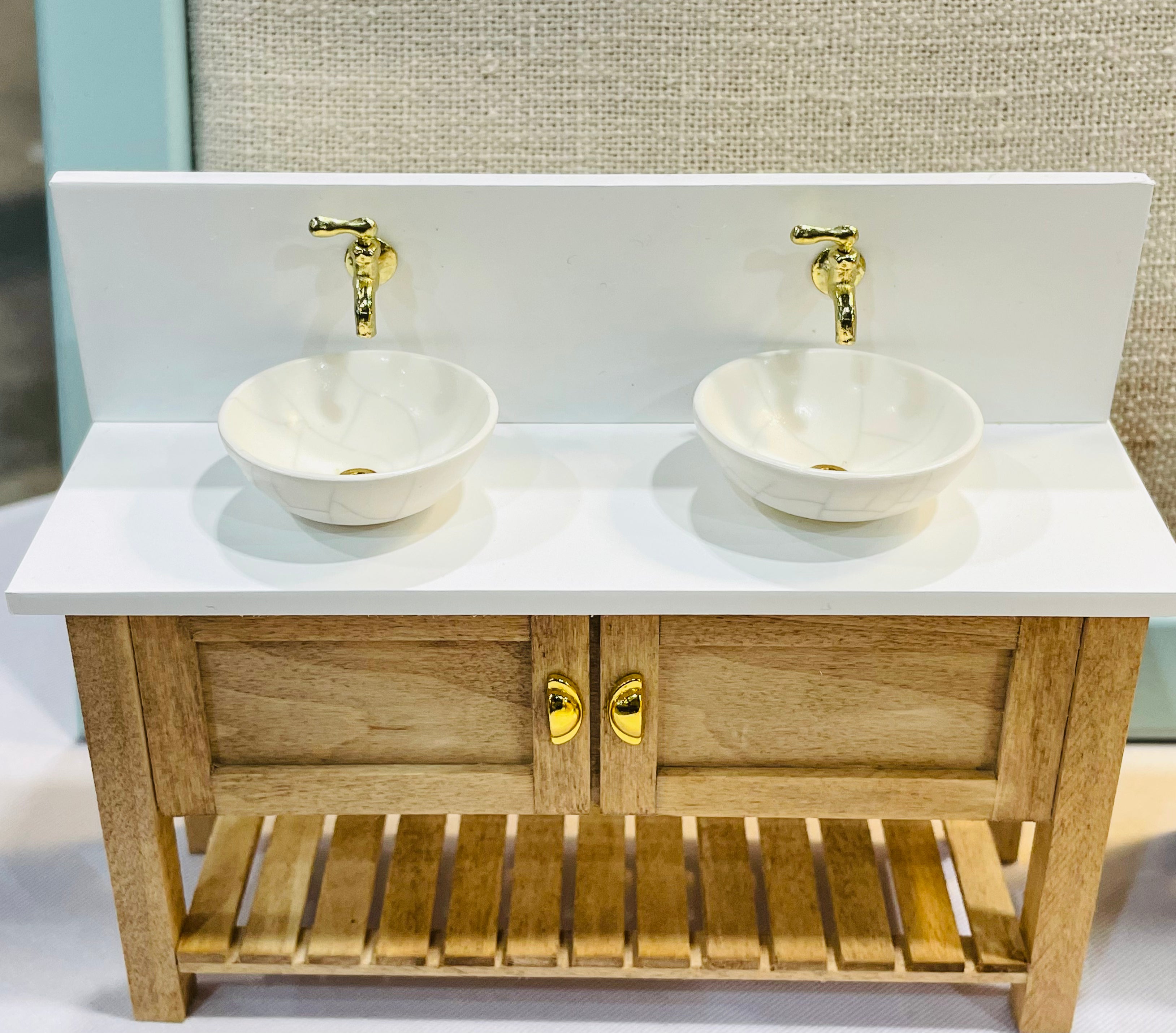 Double Bathroom Vanity Unit – ELF Miniatures